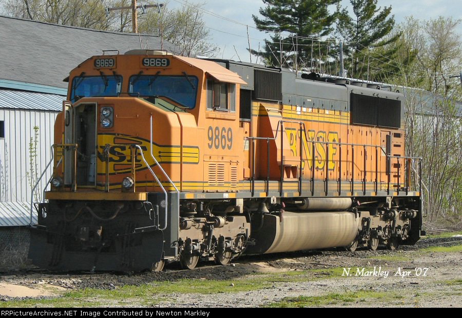 BNSF 9869
